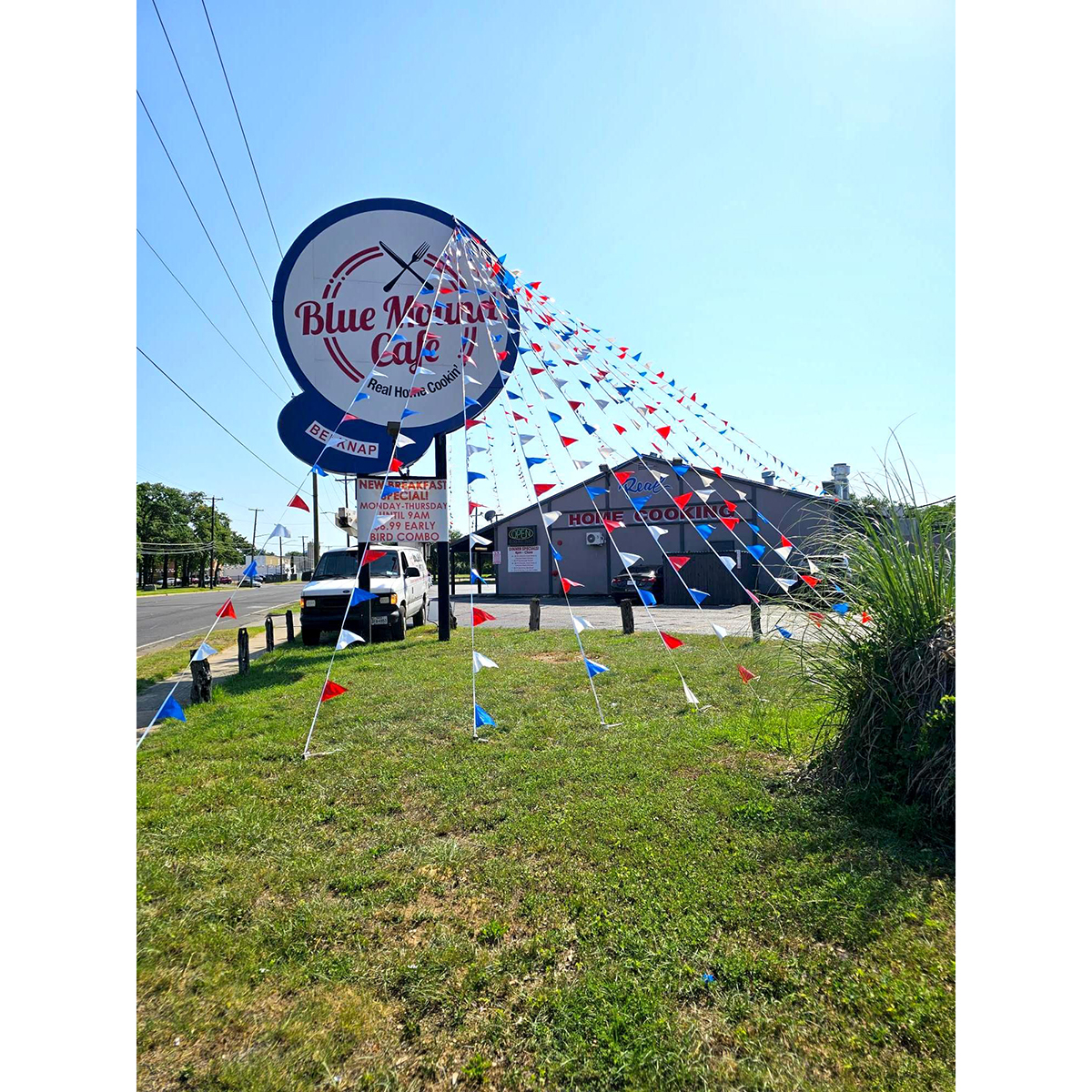 Streamers and Pennants - Bullseye Promotions